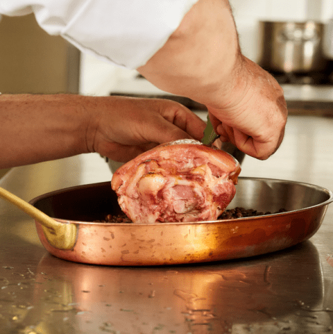 Jarret de porc à l'ancienne et ses lentilles